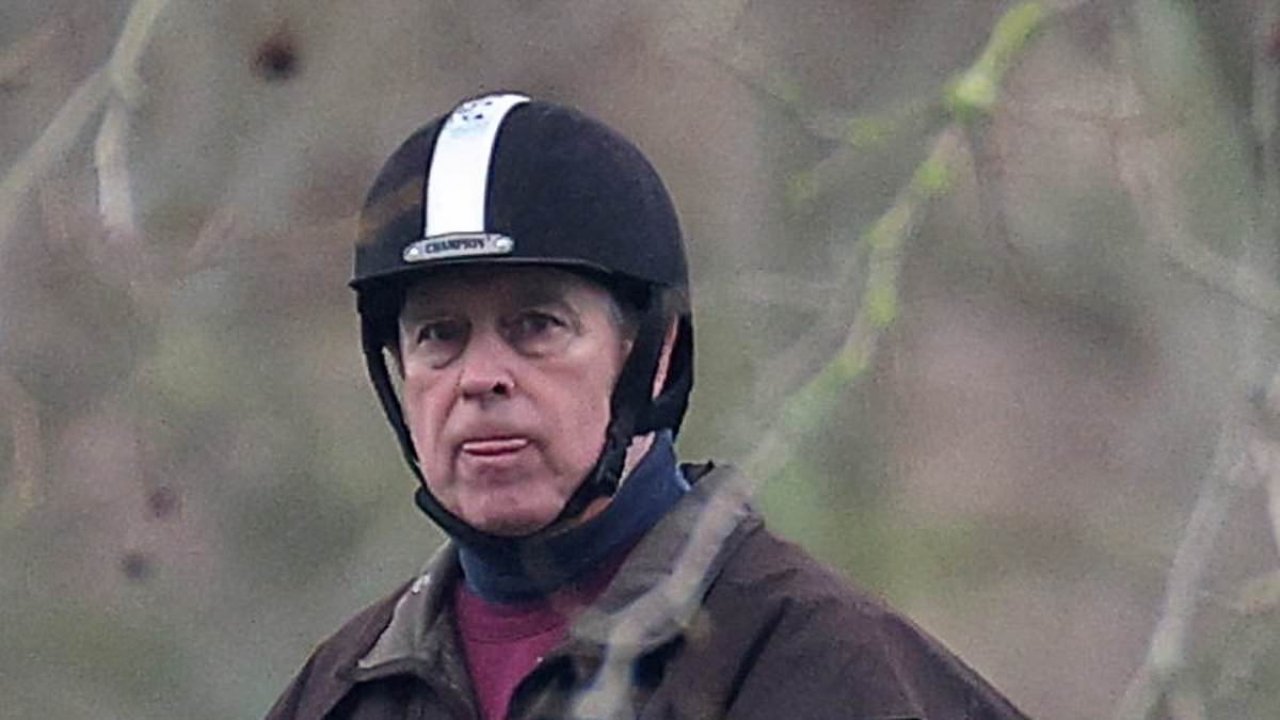 Beatrice and Eugenie 'aghast' at new Epstein revelations - ABDPost.com ...