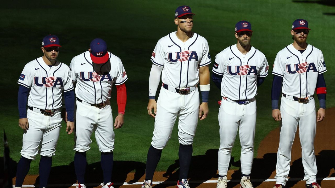 USA baseball team slammed for national anthem gesture before WBC final ...