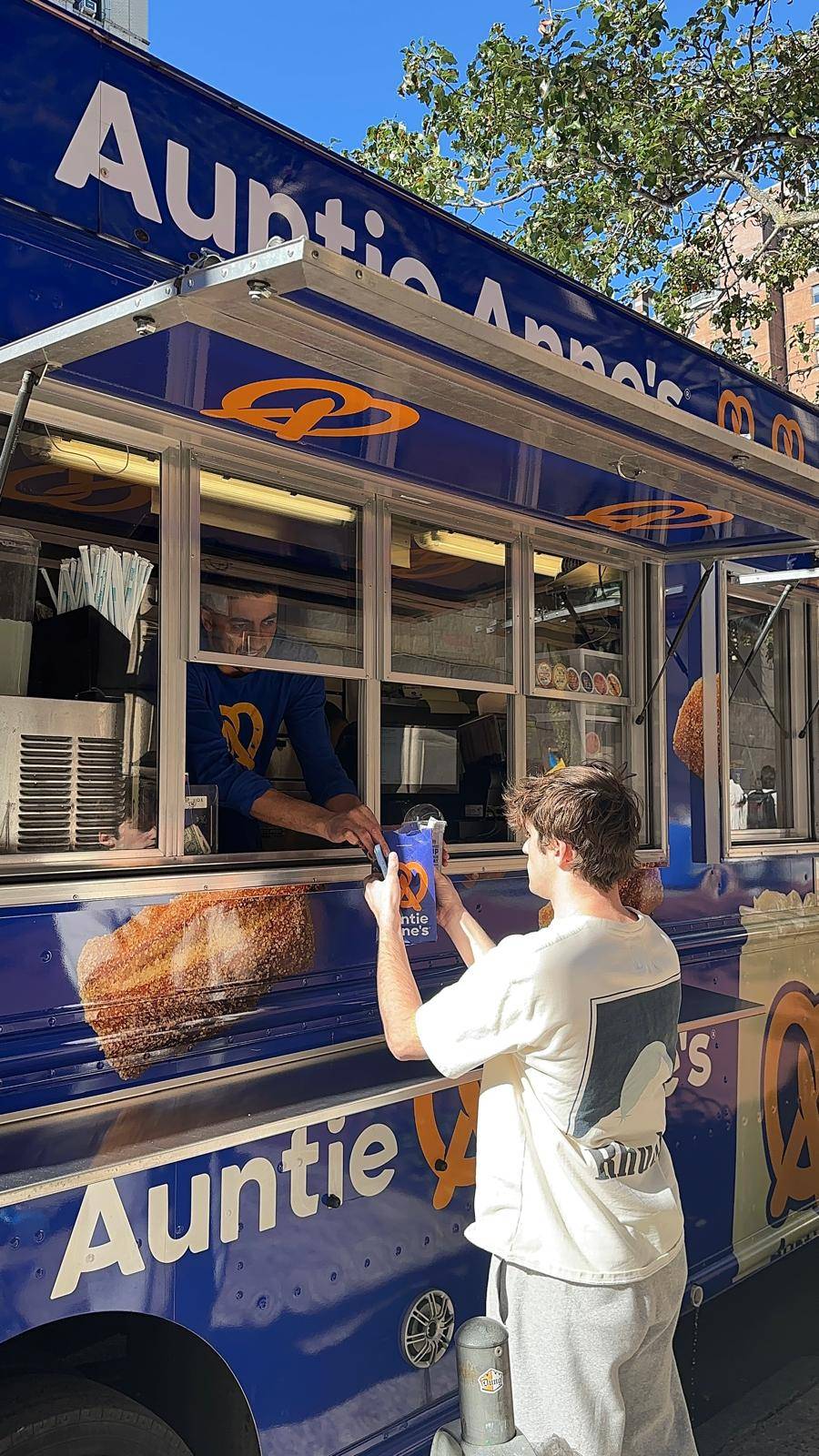 Eddie Emin Cömert’in Food Truck Krallığında İşe Alınmanız Onun İki ...